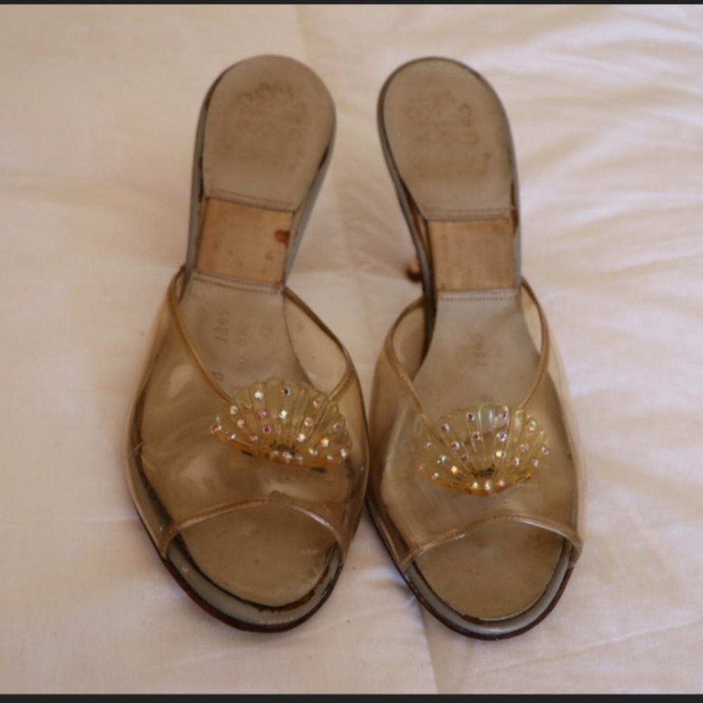 Sexy Vintage Springolator Heels - Gem